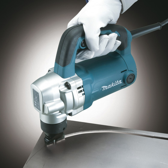 Grignoteuse 710 W - Manubricole | manubricole.com